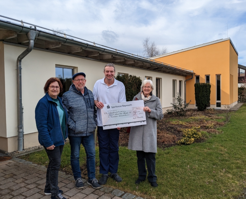 Spende: Bindlacher Adventsfensterweg – Albert-Schweitzer-Hospiz Bayreuth